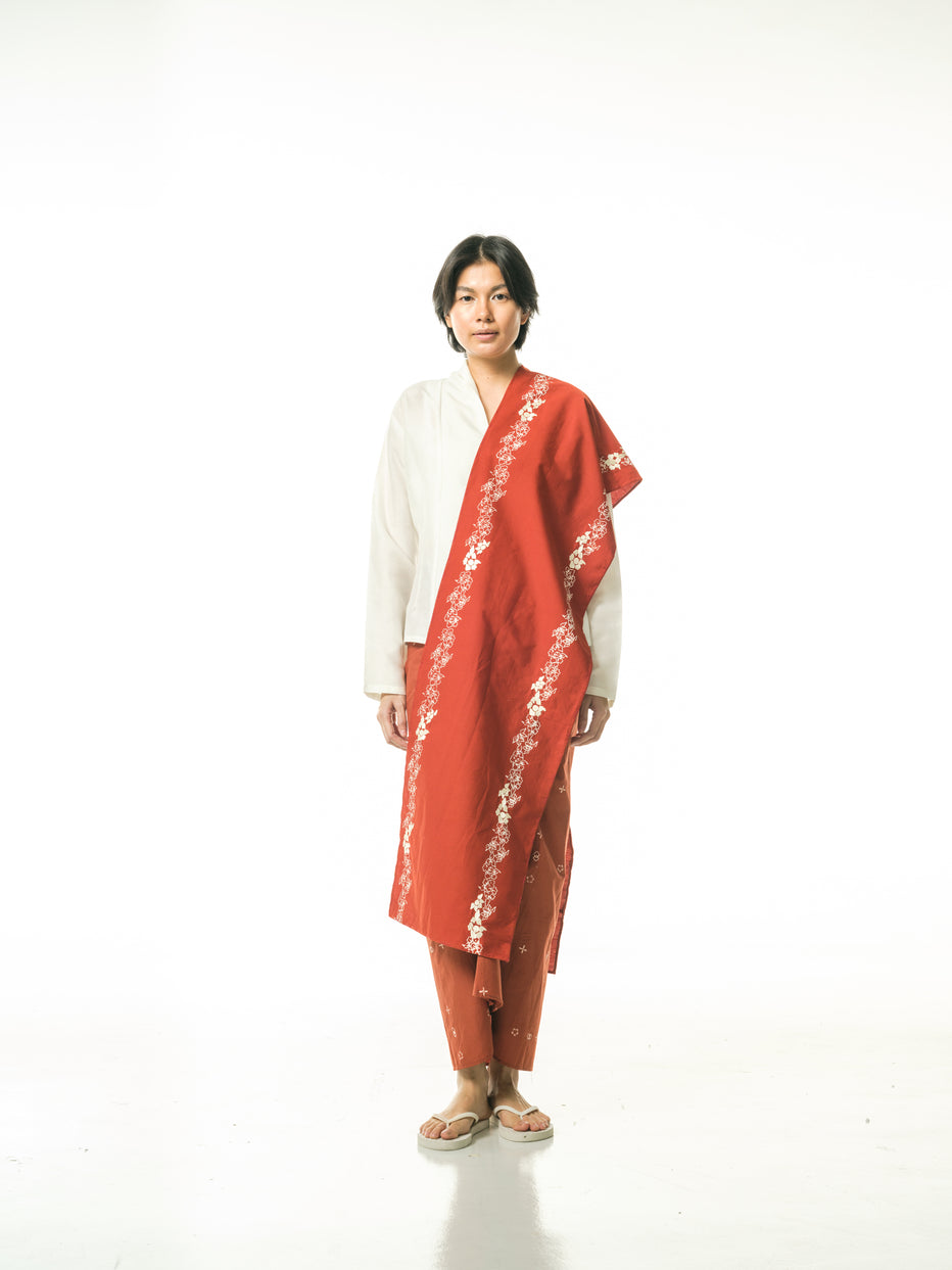 "Untaian Bunga " - Wide Shawl – Sejauh