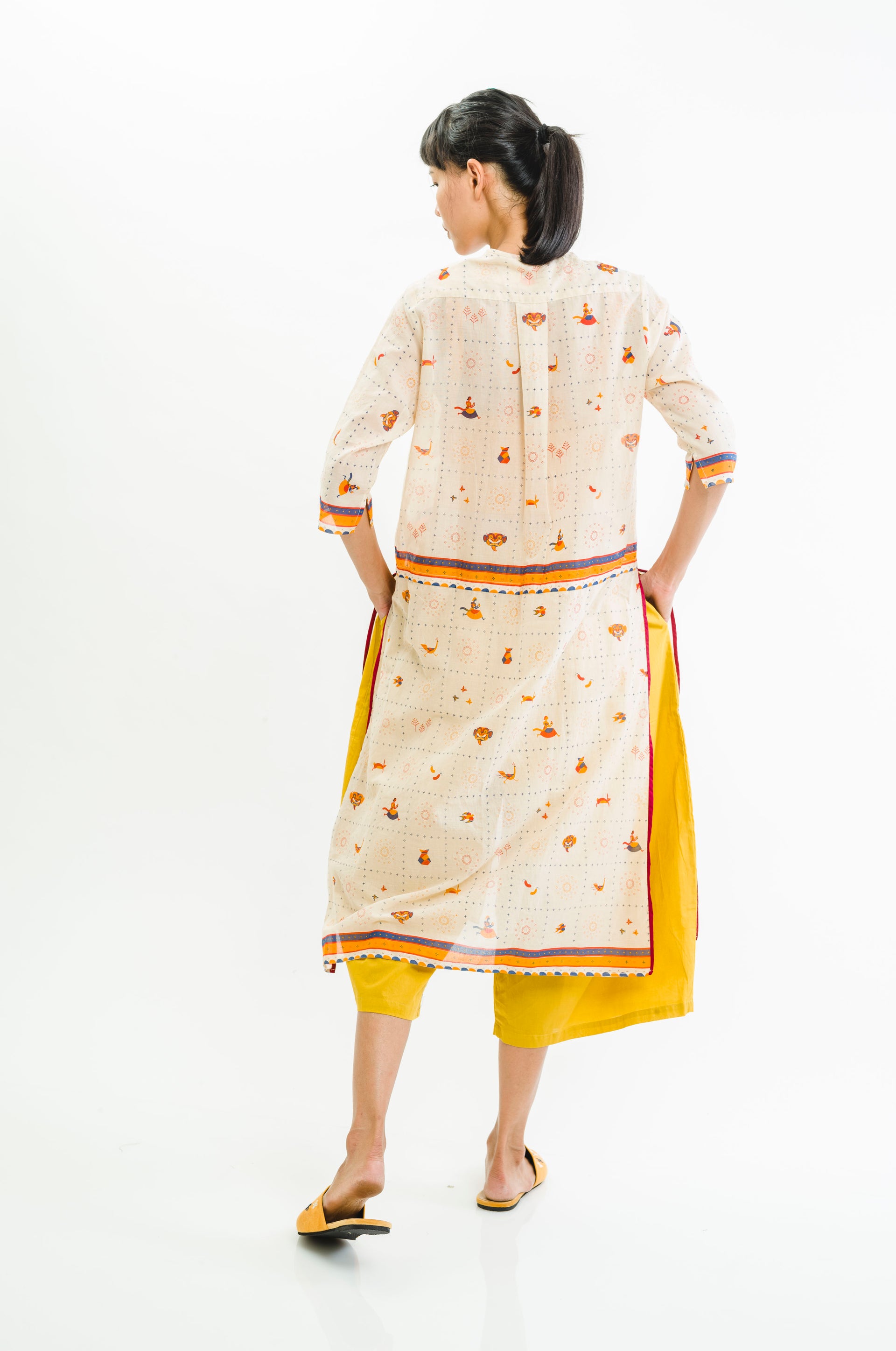 "Timun Mas" - Baju panjang – Sejauh
